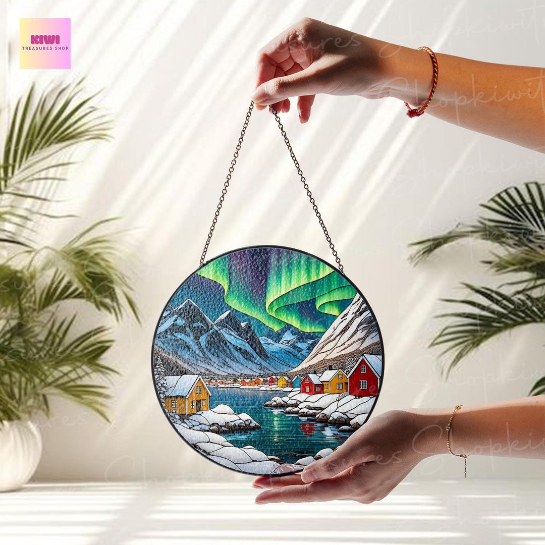 Northern Lights in Norway GLASS Suncatcher, Aurora Borealis Scenery ...