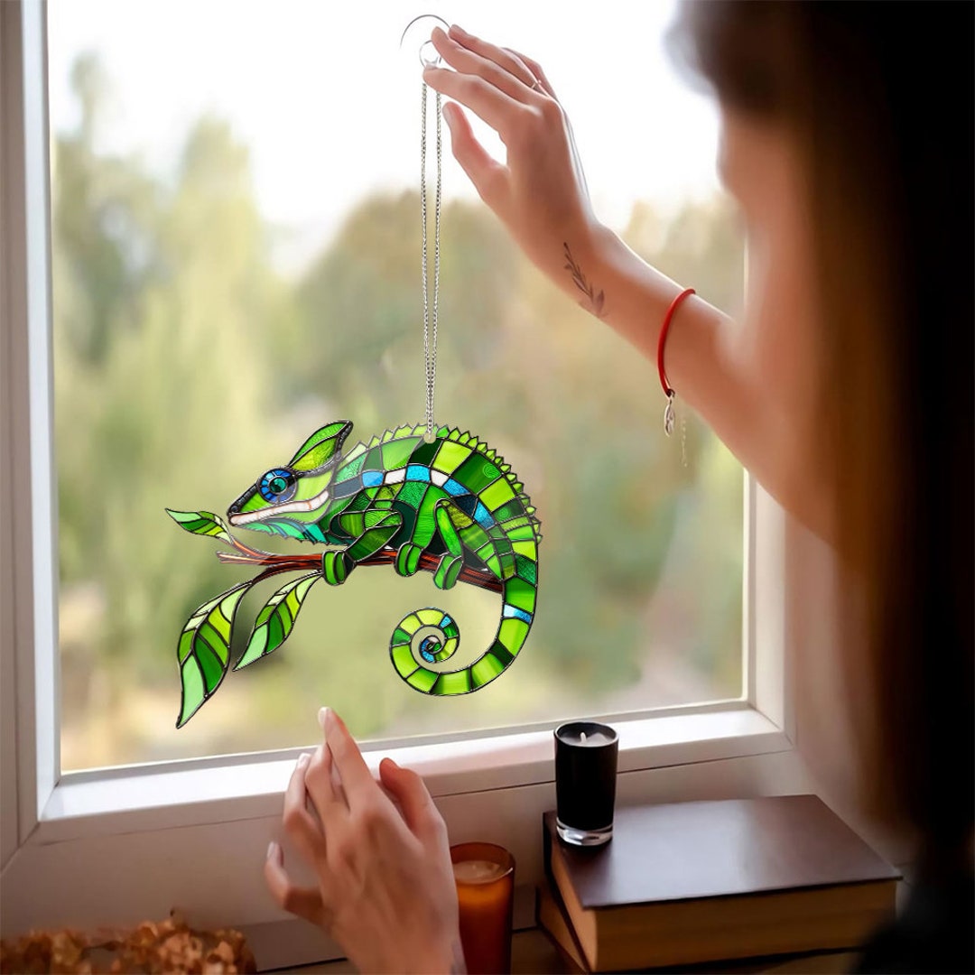 Gecko Acrylic Window Hanging: Faux Stained Glass Art - Etsy
