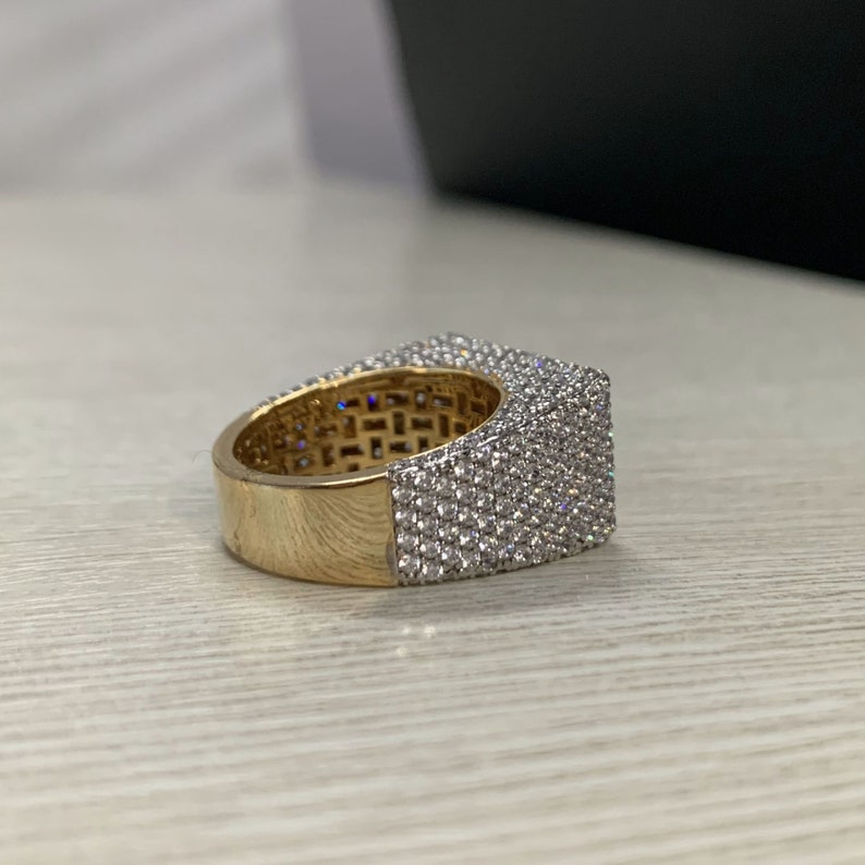 Men's Iced Out Ring Round Moissanite Ring for Men Hip Hop Ring Solid ...