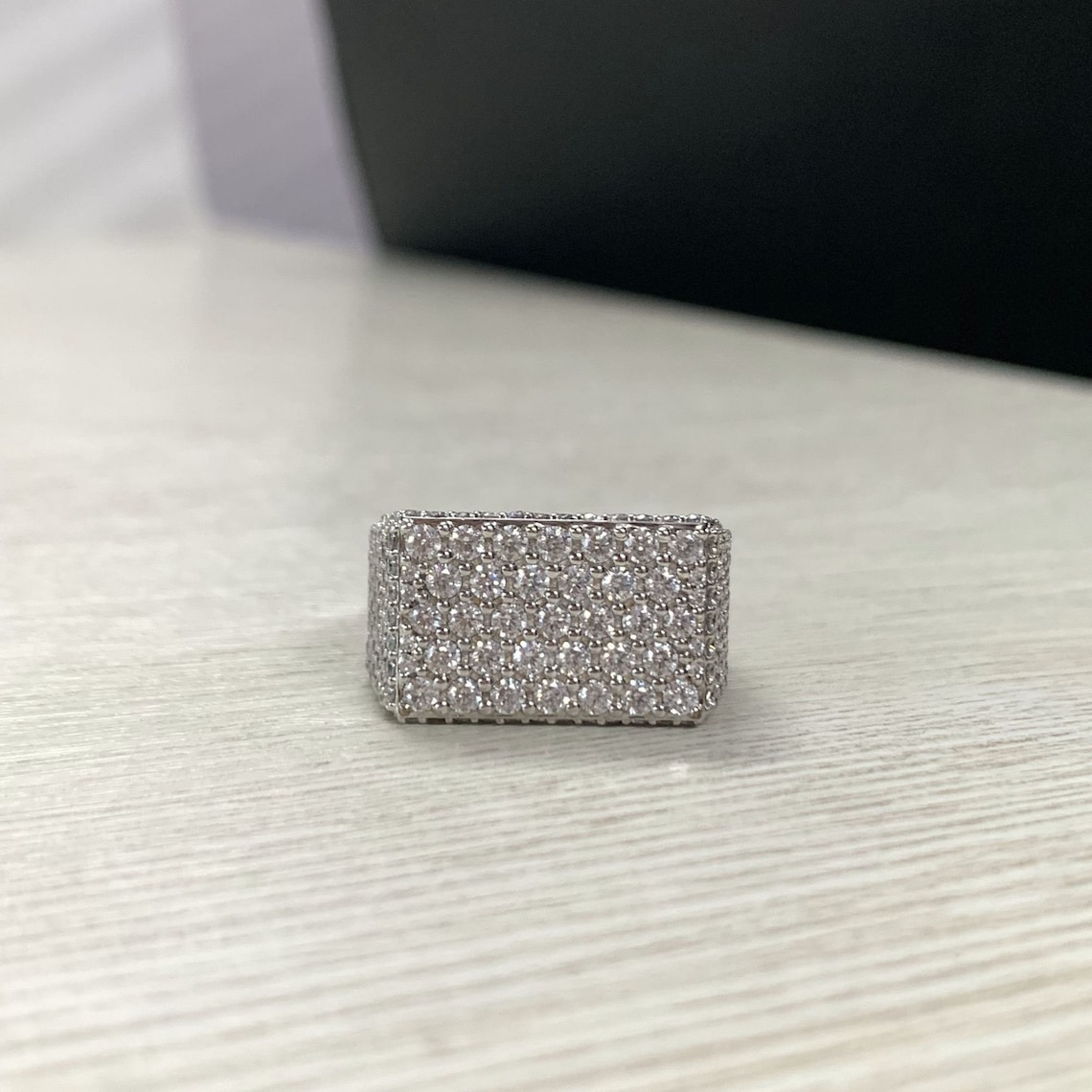 Men's Iced Out Ring Round Moissanite Ring for Men Hip Hop Ring Solid ...