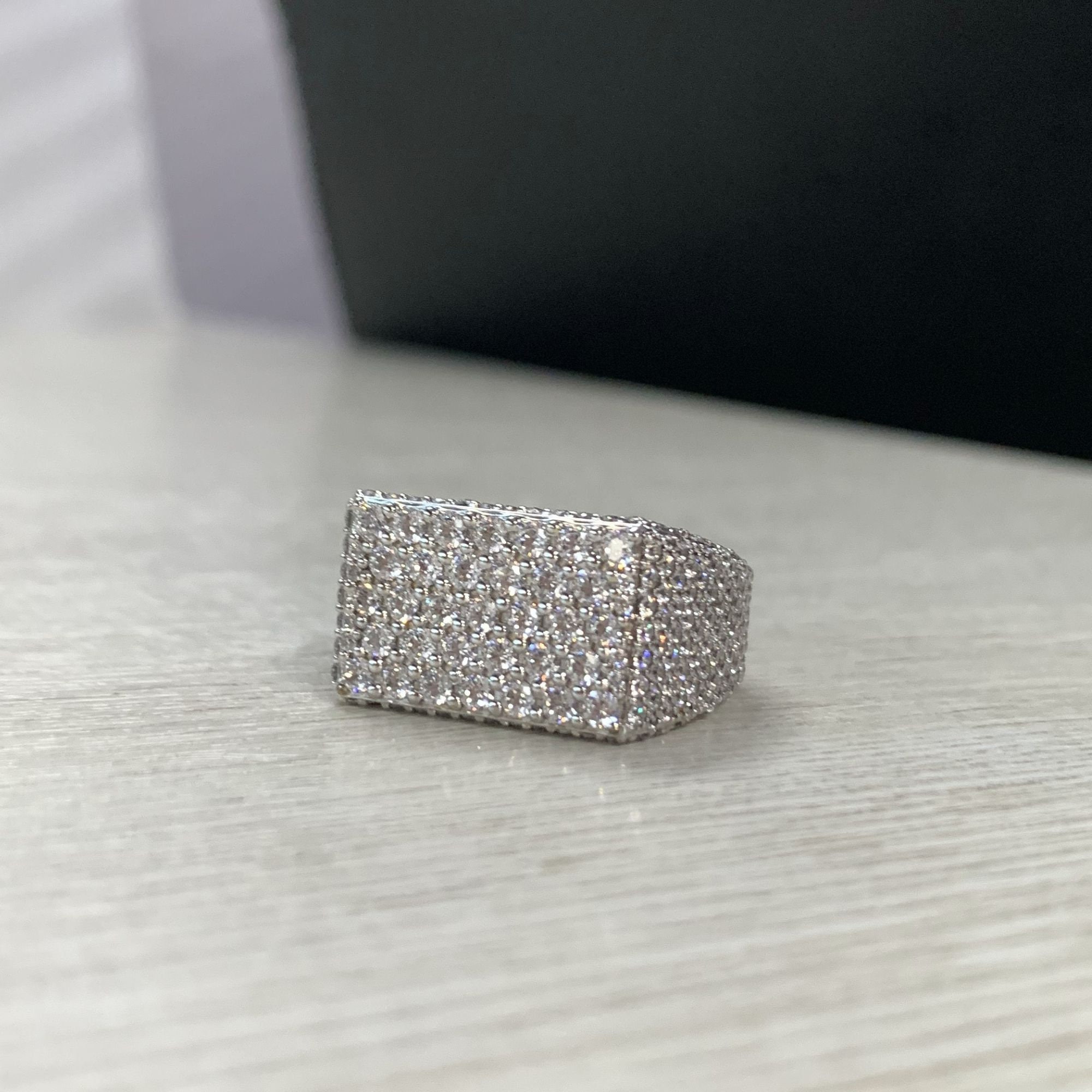 Men's Iced Out Ring Round Moissanite Ring for Men Hip Hop Ring Solid ...