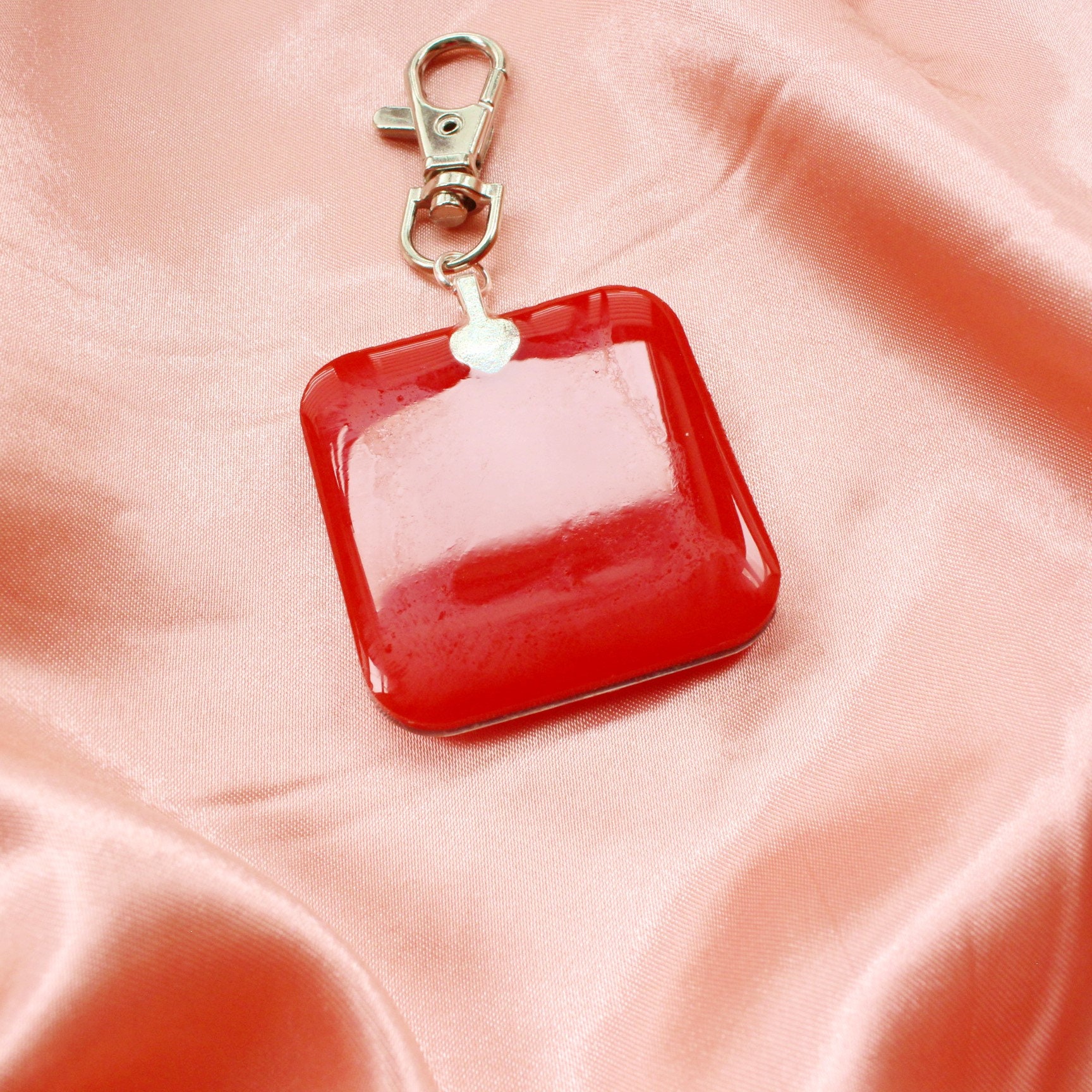 B GRADE Hazbin Hotel Charlie Resin Keychain, Hazbin Hotel Charlie ...