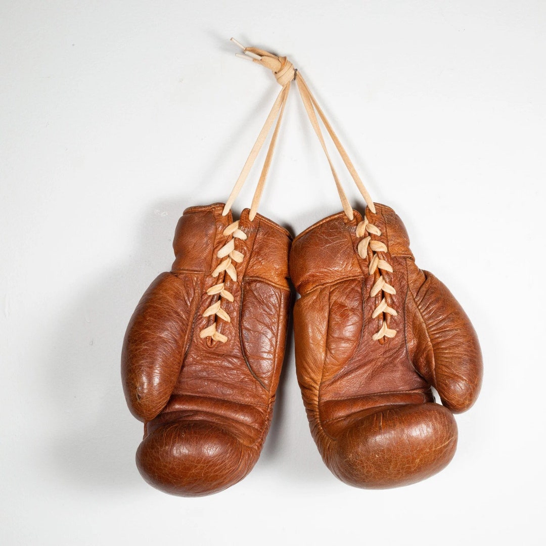 Vintage Style Leather Boxing Gloves 1950, Old Boxing Gloves, Antique ...