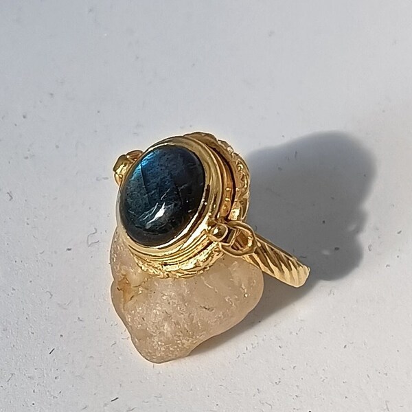 Gemstone Ring Vintage - Etsy