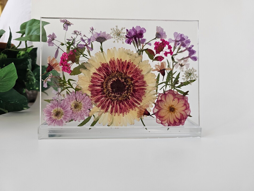 Pressed Flower Art, Flower Bouquet in Frame, Pressed Flowers in Frame ...