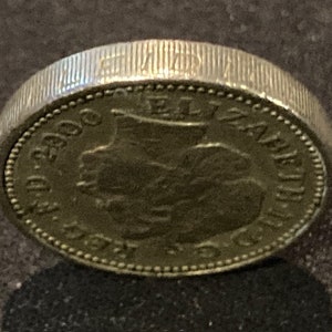 Rare 2000 One Pound Coin Queen Elizabeth II Unique Upside Down ...