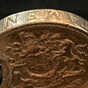 Rare 1983 One-pound Coin Queen Elizabeth II Error Coin Upside Down ...