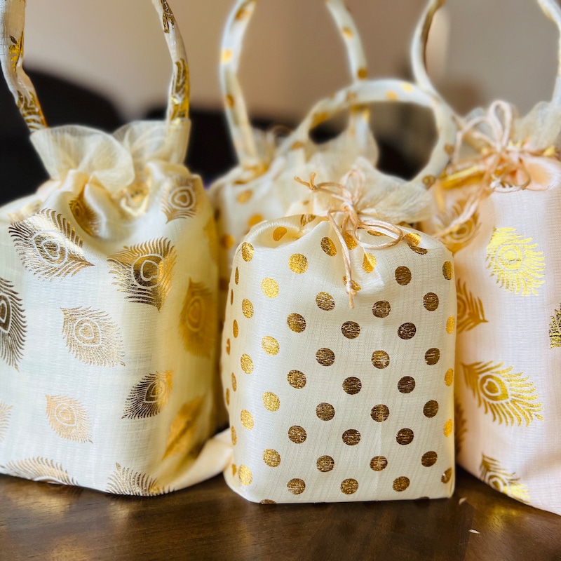 Return Gifts - 60+ Gift Ideas for 2024