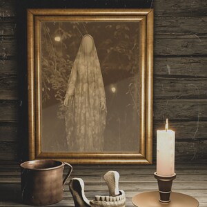 Faceless Levitating Apparition Photo, Victorian Spirit Photography ...