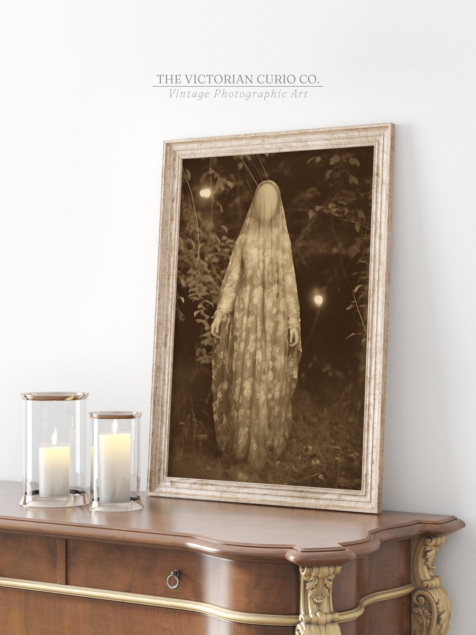Faceless Levitating Apparition Photo, Victorian Spirit Photography ...