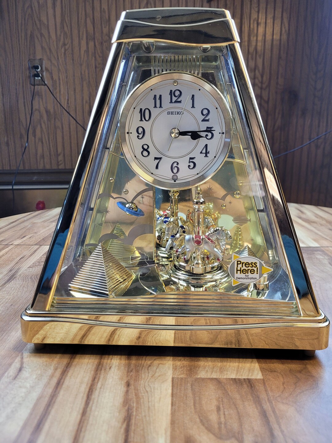 Seiko Musical Carousel Animated Clock - Etsy