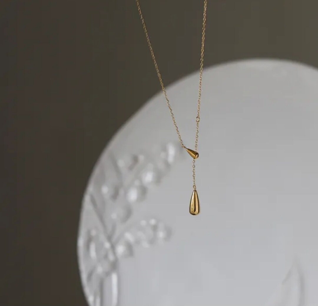 18k Gold Water Drop Necklace Diamond Shape Necklace Gold Pendant ...