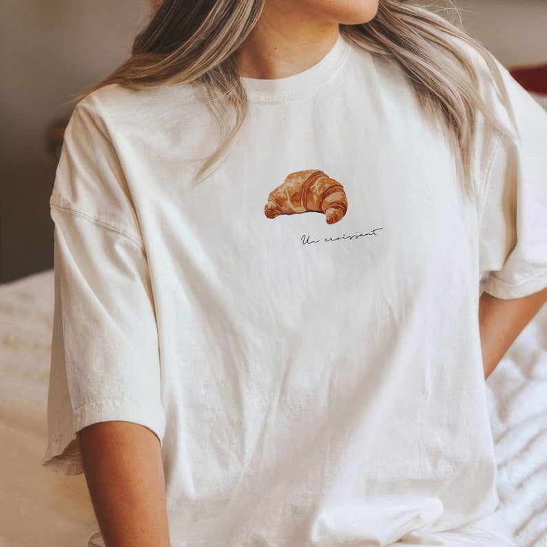 Croissant T-shirt Cute French Pastry Tee Retro Bread Lover Oversized ...