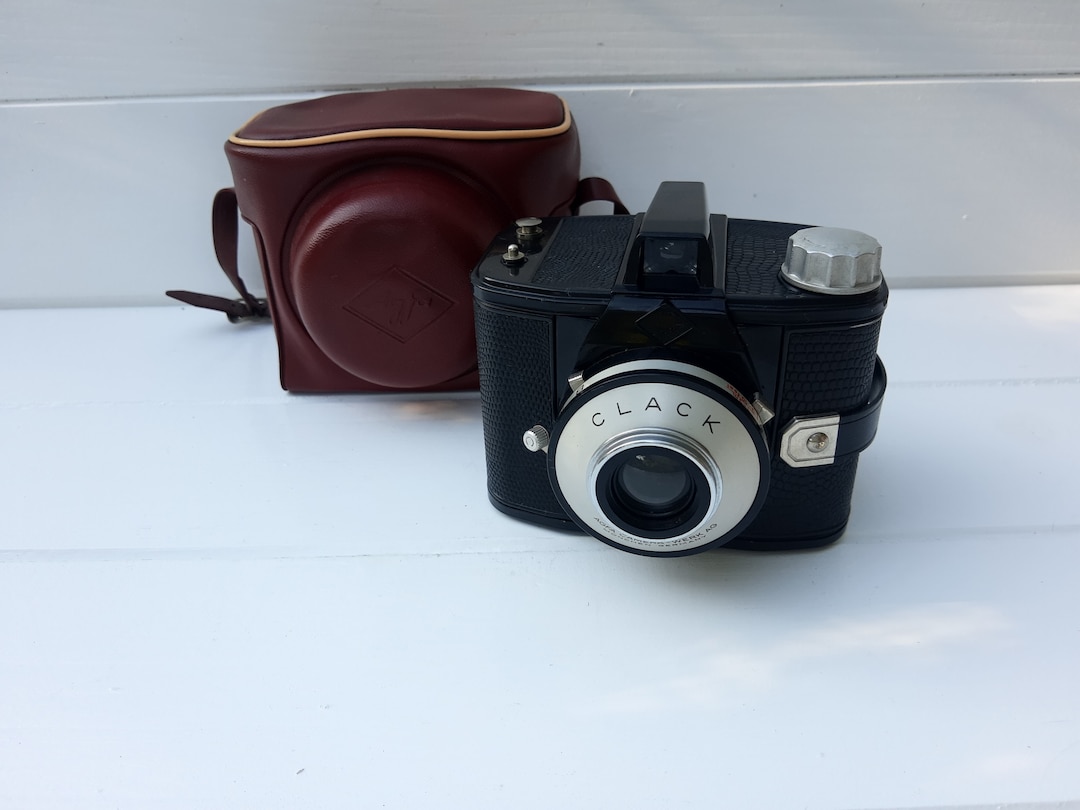 Agfa Clack Collector's Camera in a Beautiful Red Case Germany Vintage ...