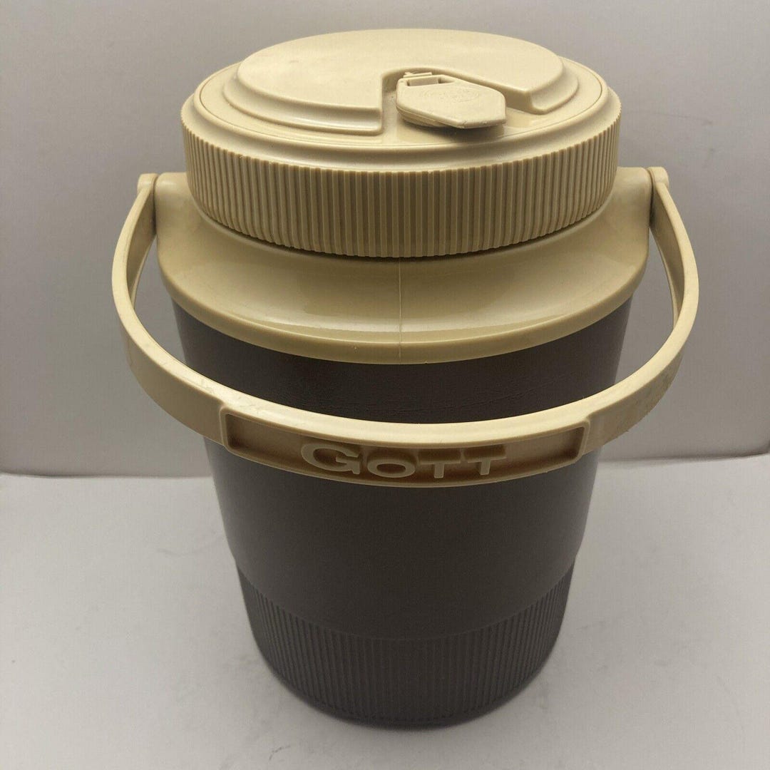 Vtg Gott Model 1502 1 Gallon Brown Thermos Water Jug - Handle and Flip ...