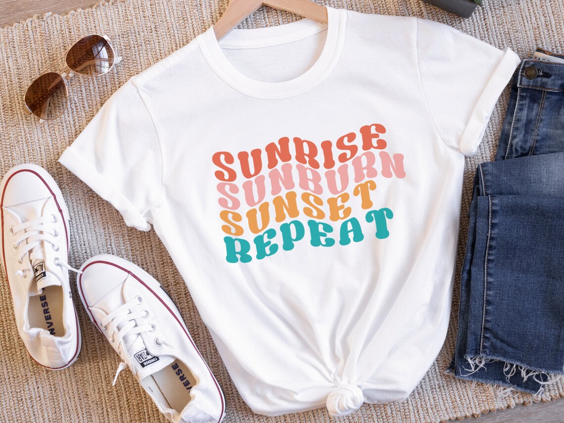 Sunrise Sunburn Sunset Repeat SVG, Vintage Text, Wavy Retro Font ...