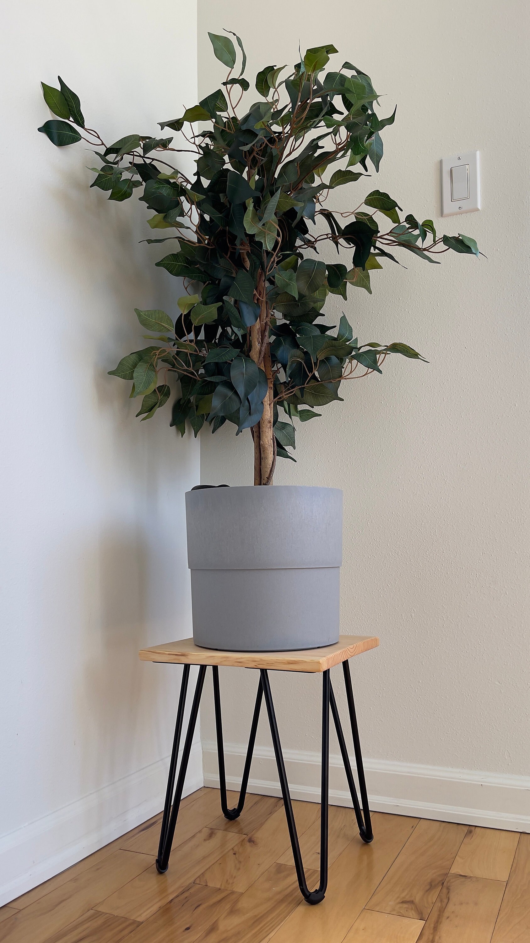 Light Pine, Wood, Accent, Stand, Table - Etsy