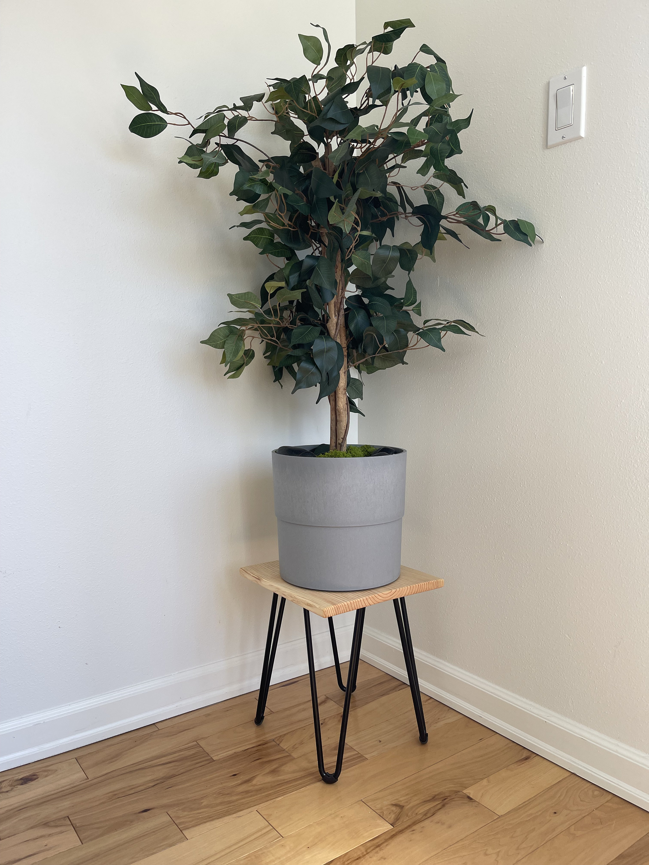 Light Pine, Wood, Accent, Stand, Table - Etsy