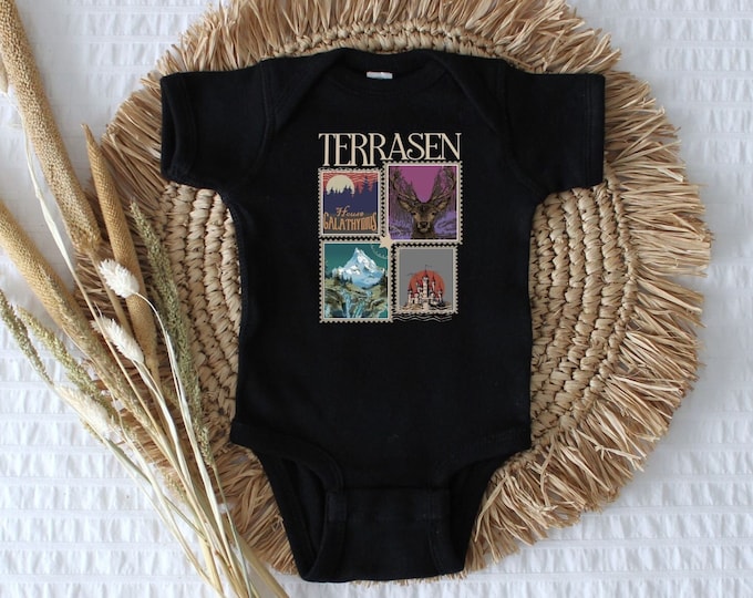 Jelly Jubilee Shirt, Crescent City Merch, Bryce Quinlan, SJM, Booktok ...