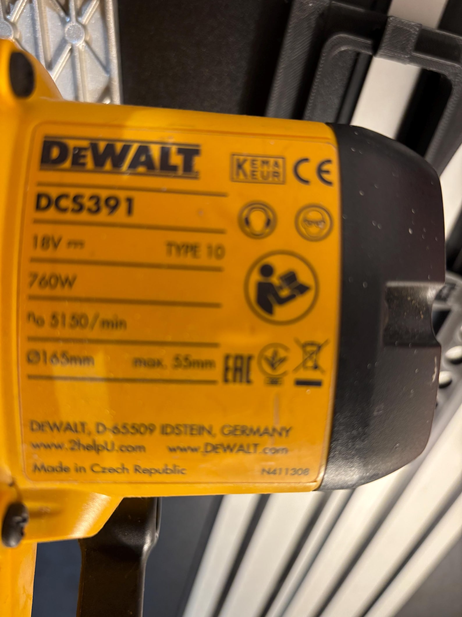 Dewalt DCS391 / DCS565 Adaptor Base / Plate for Circular Saw to Fit ...