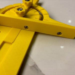 Dewalt Mini Bench Top Router Table Insert With Angle/fence Guide for ...