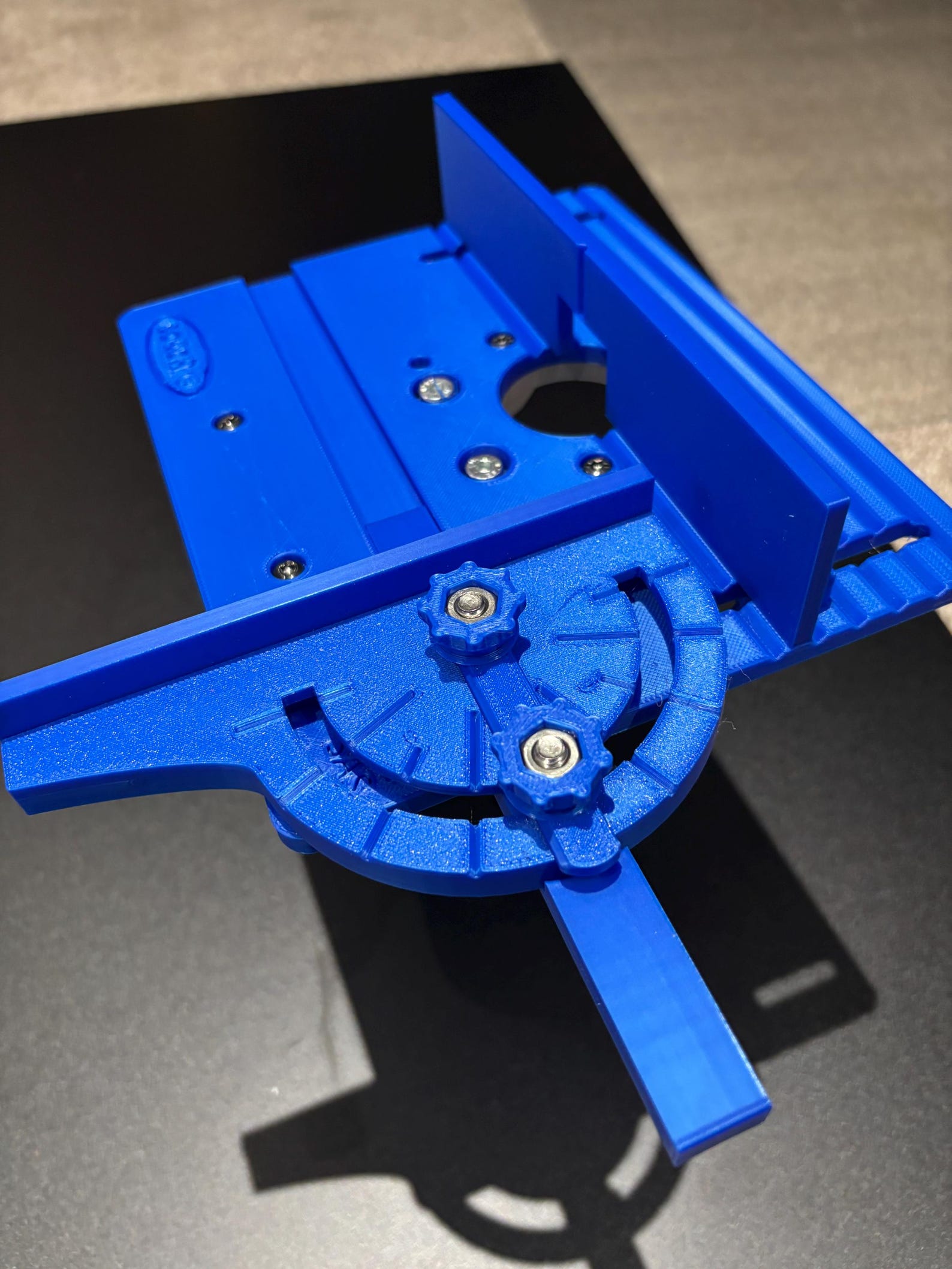 Bosch GKF 12V - 8 Mini Bench Top Router Table Insert With Angle/fence ...