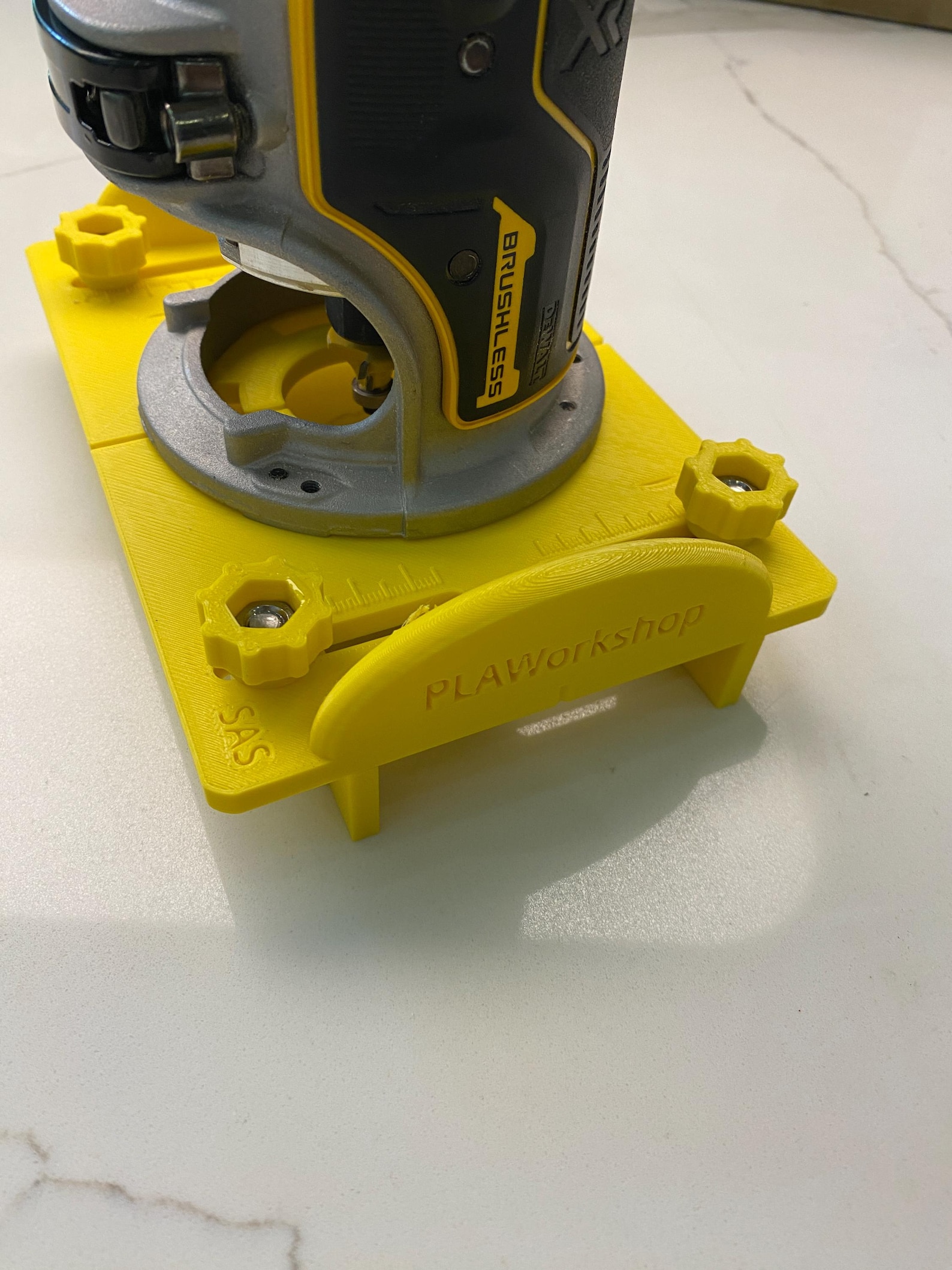 Dewalt DCW600 DWP611 Router Base Jig for Making Mortises / Slot ...