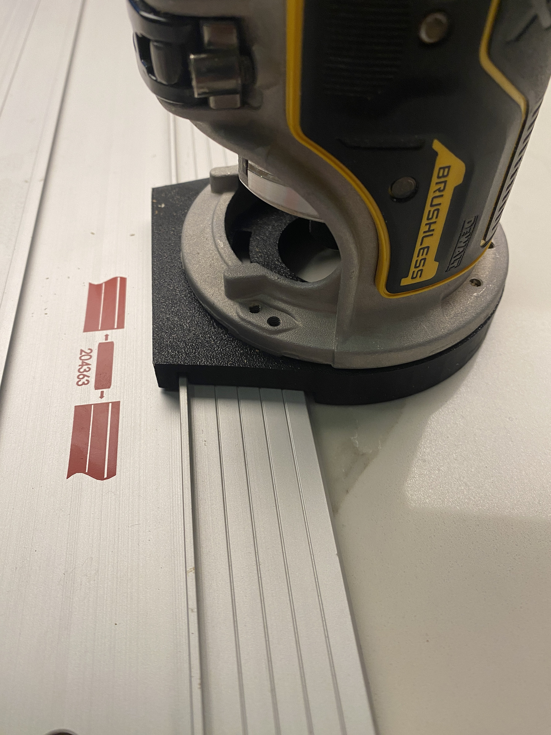 Dewalt Router DCW600 DWP611 Plunge Base Guide Rail Adapter to Mafell ...