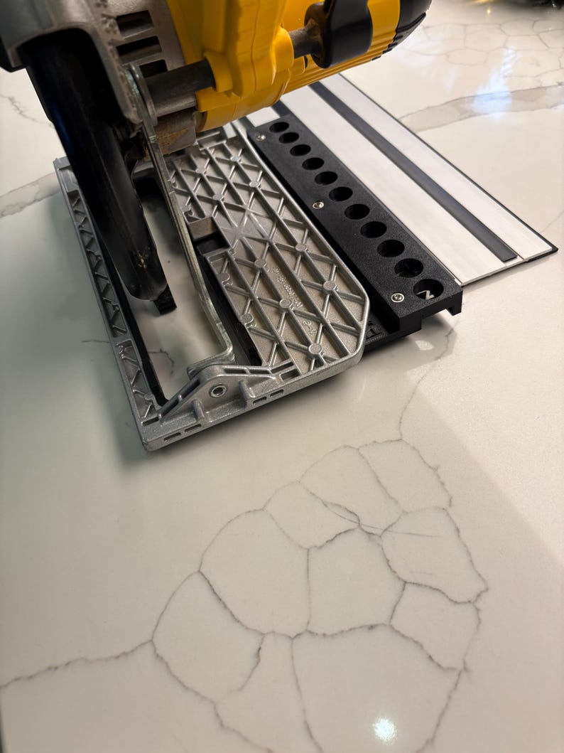 Dewalt DCS391 Adaptor Base / Plate for Circular Saw to Fit Dewalt Guide ...