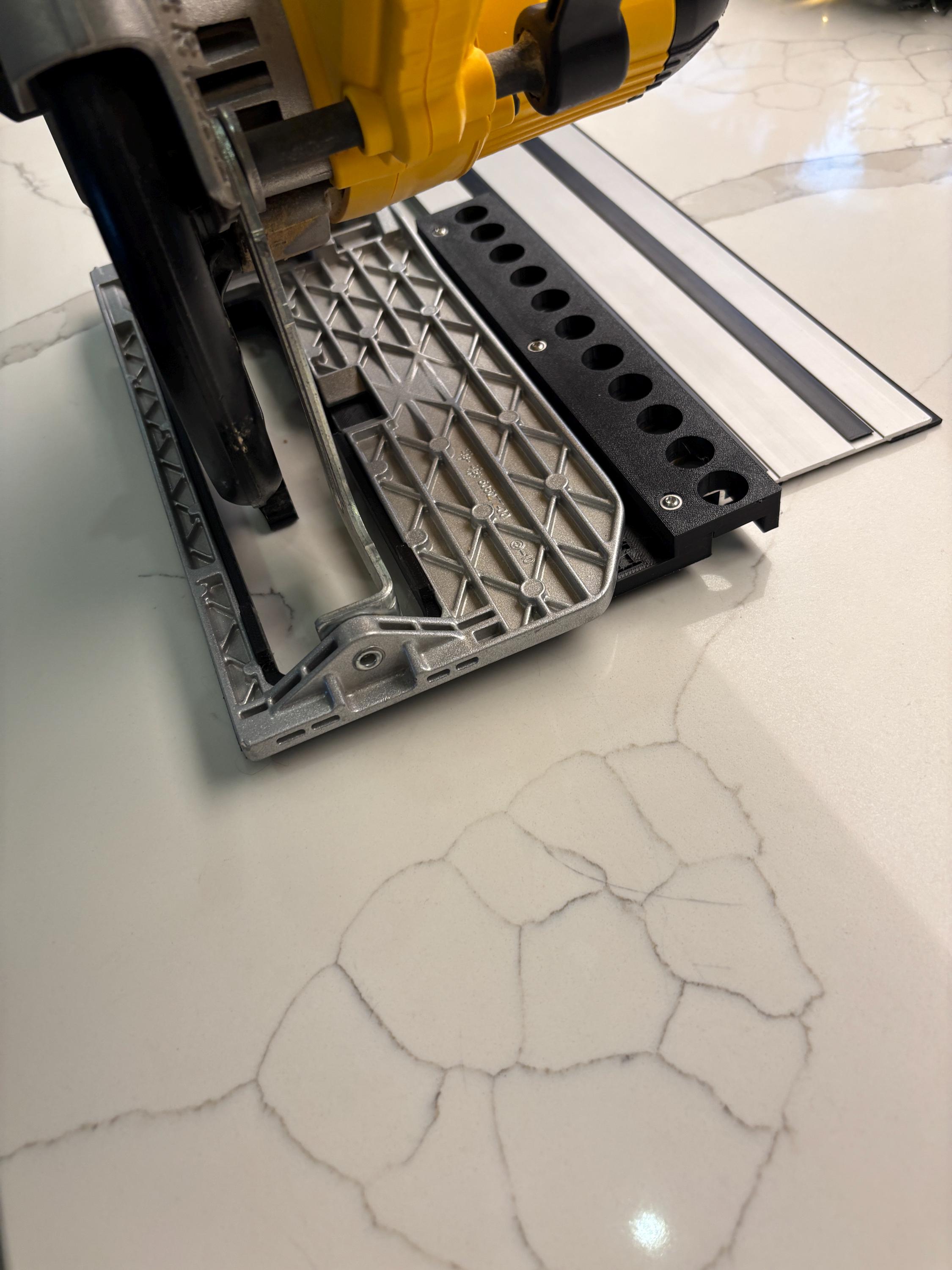 Dewalt DCS391 Adaptor Base / Plate for Circular Saw to Fit Dewalt Guide ...