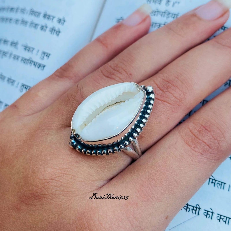 Cowrie Shell Ring - Etsy
