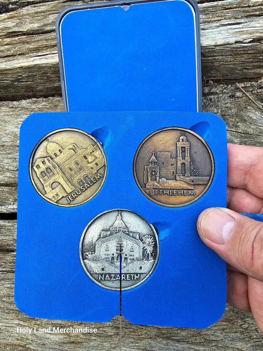 3 Coins Set 24 Year Old Each With an Engraving of the Churches in ...