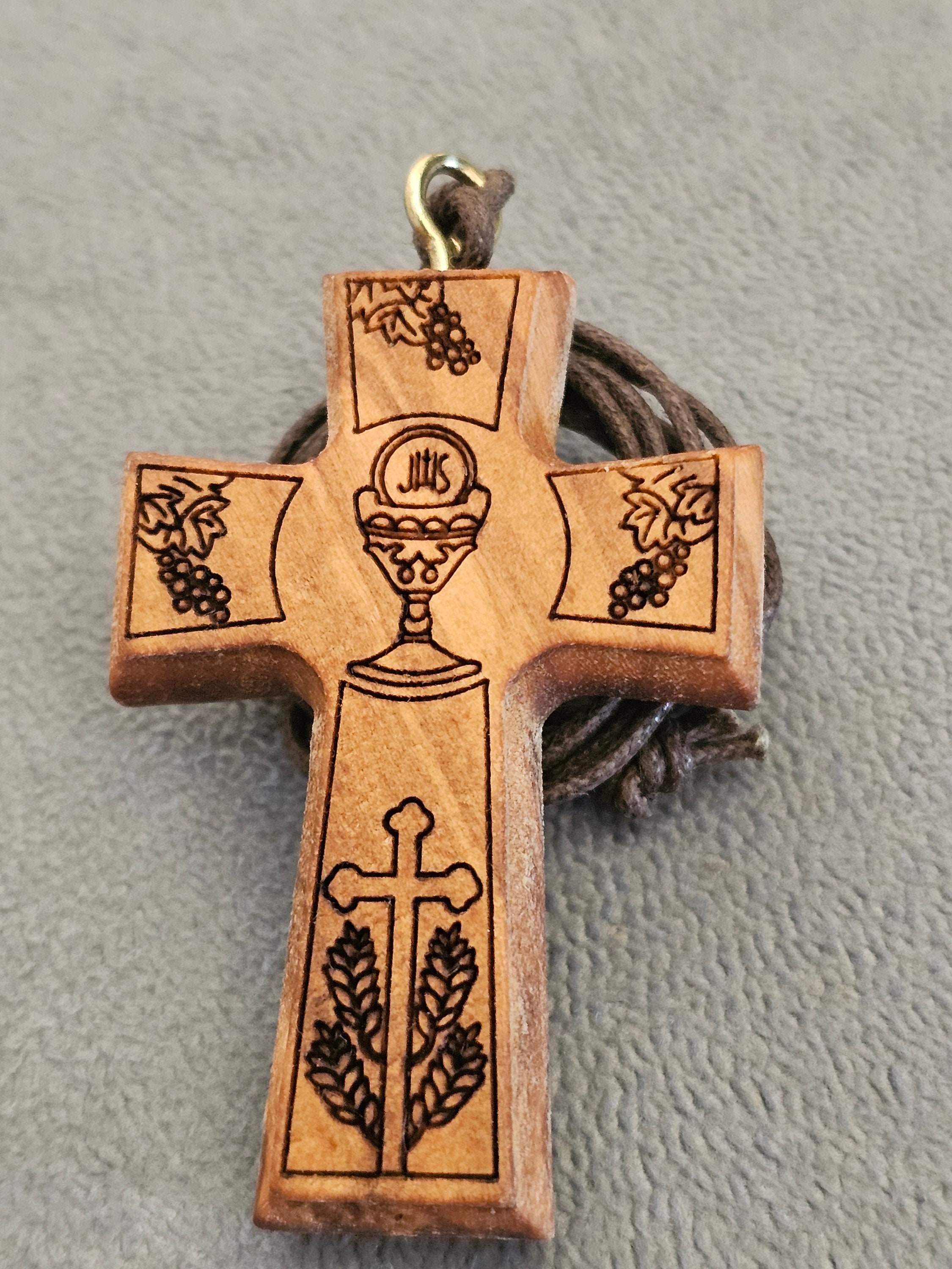 Assisi Olive Wood Cross With Eucharist Brown Necklace - Etsy