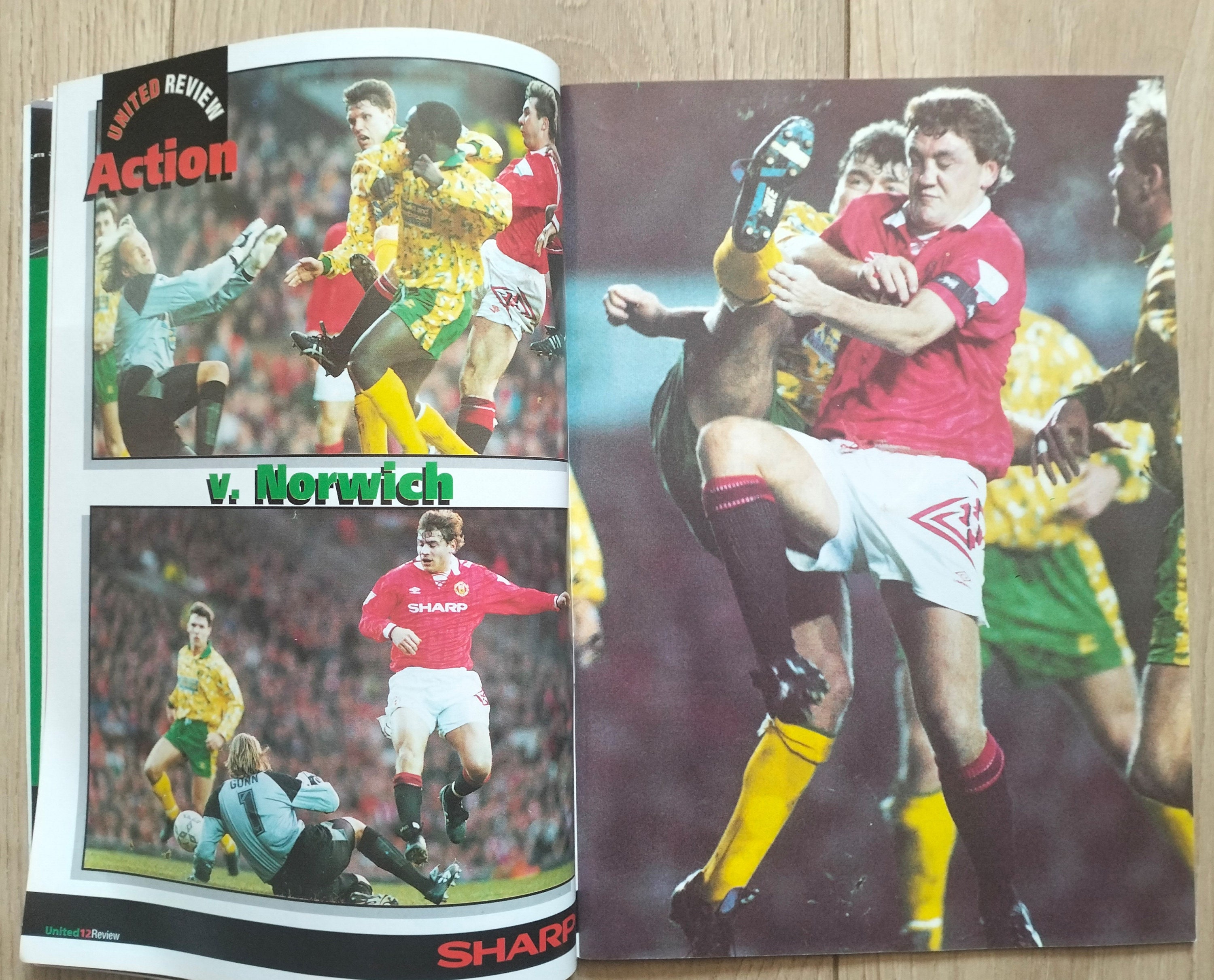 Original Vintage United Review Magazine/programme Manchester United V ...