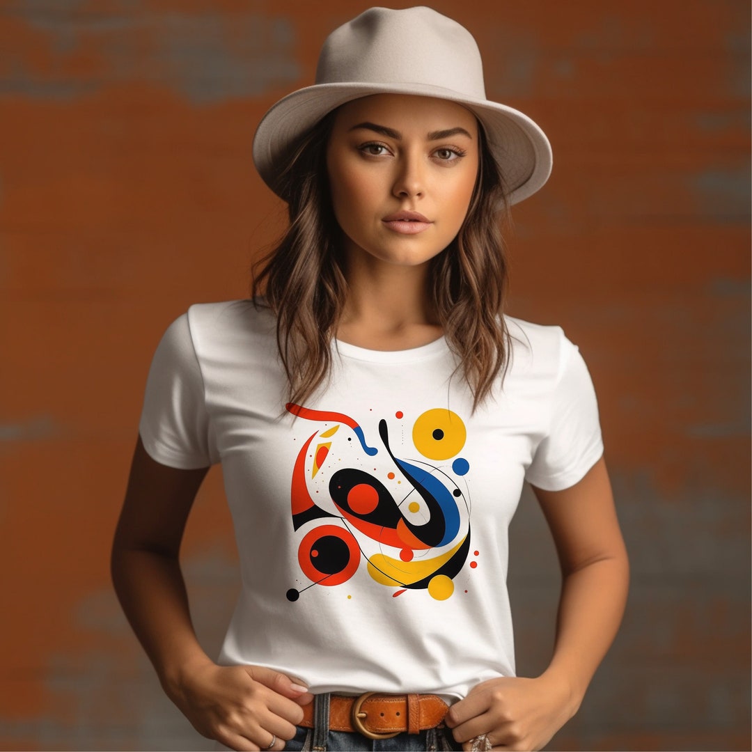 Modern Abstract Art T-shirt | Artistic Graphic Tee for Women | Unique ...