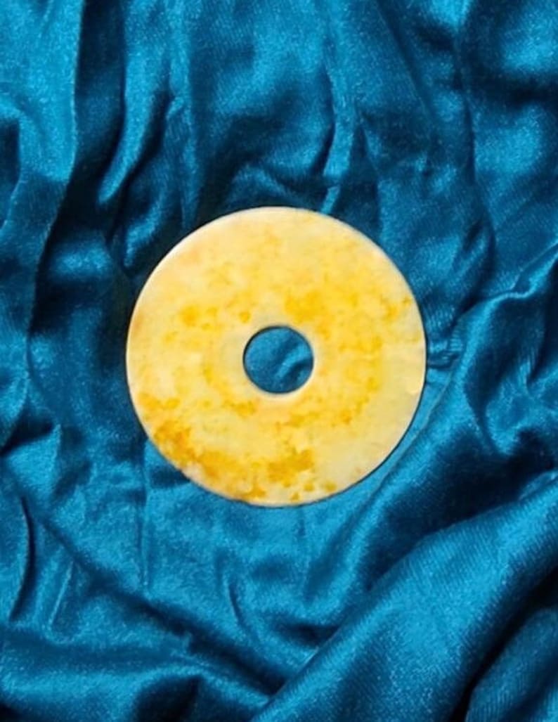 VERY RARE YELLOW Jade. Ancient Yellow Chinese Neolithic Hongshan Period ...