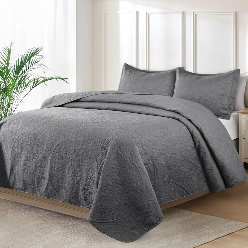 Embossed Microfiber Bedspread 3-piece Set - King, Full/queen, Twin ...