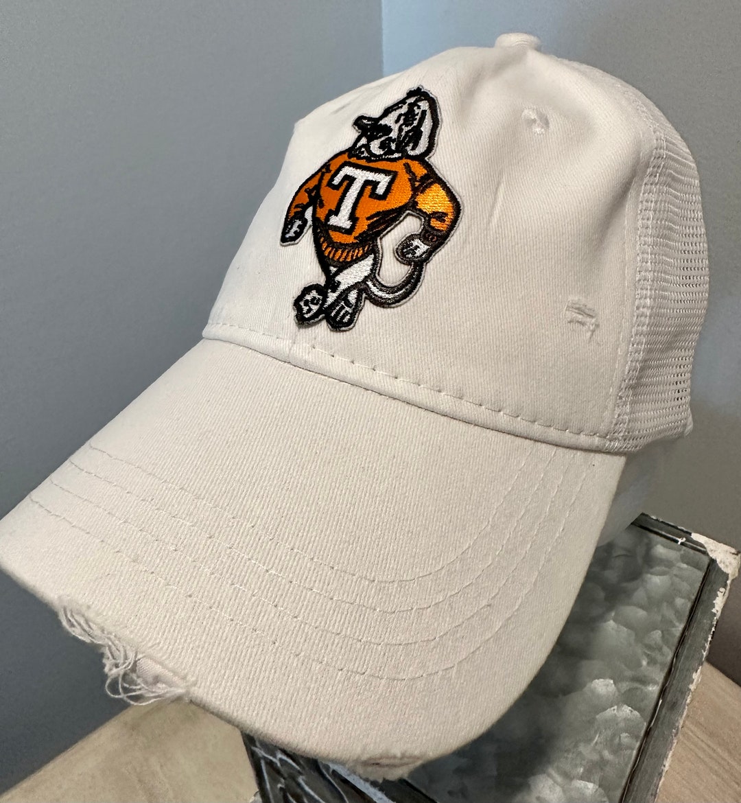 Tennessee Vols Throwback Smokey Mascot Logo Distressed White - Etsy