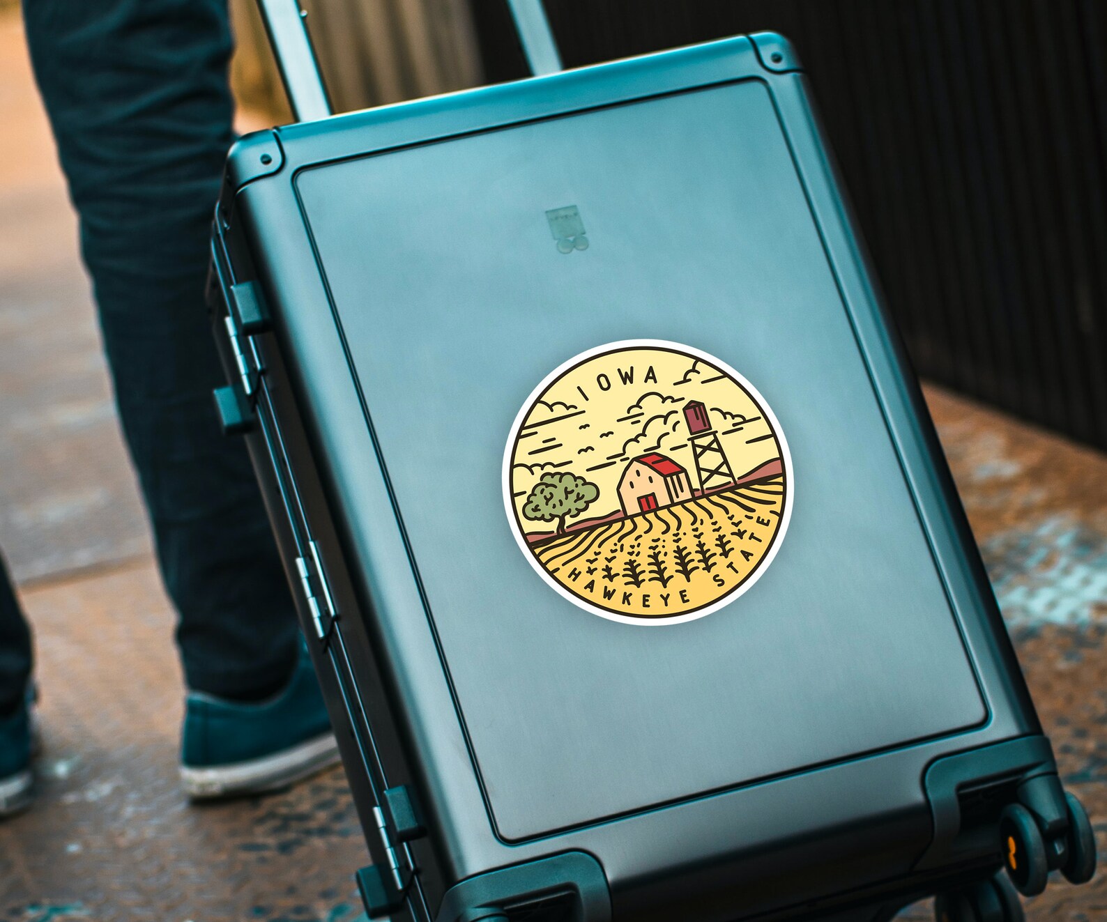 Iowa Travel Sticker, State Badge Souvenir, Iowa Suitcase Decal ...