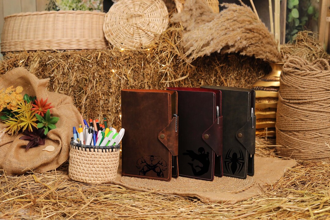 Custom Leather Marvel Gift, Superhero Character Leather Portfolio ...