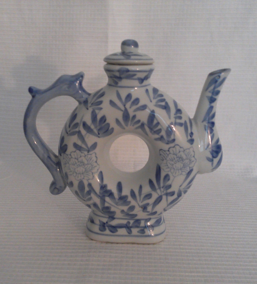 Vintage Hand Painted Chinoiserie Donut Hole Tea Pot - Etsy