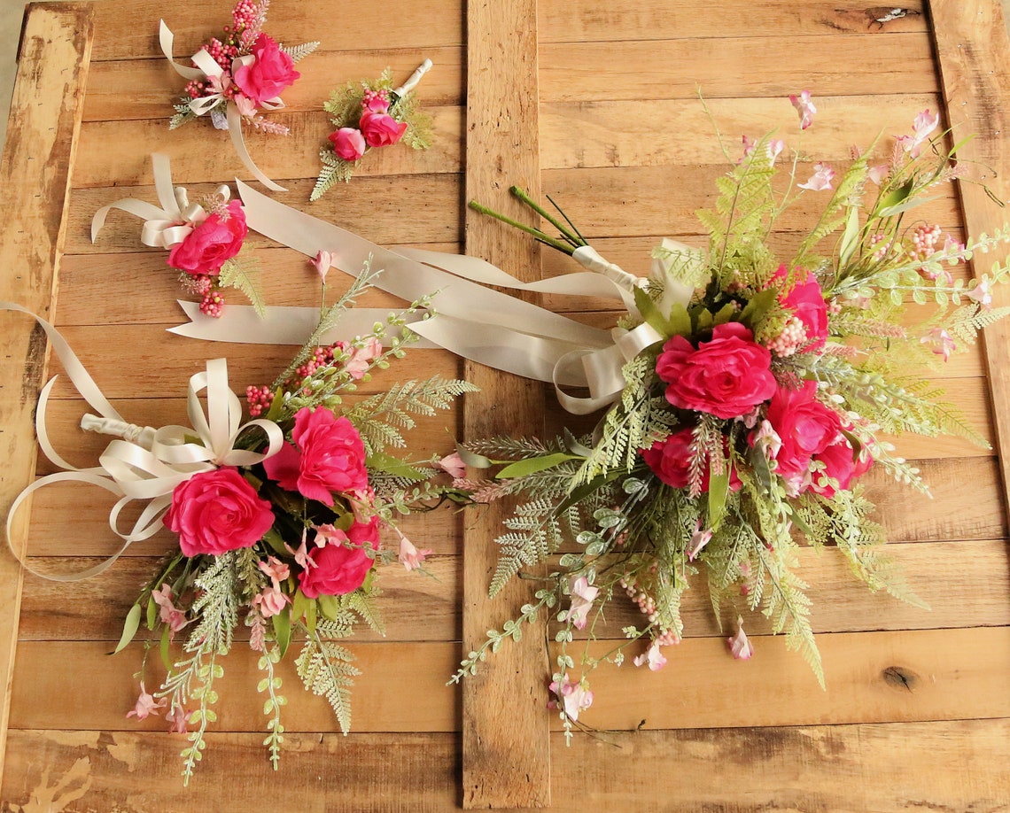 Hot Pink High Style Ranunculus Fern Berries Wrist Corsage - Etsy