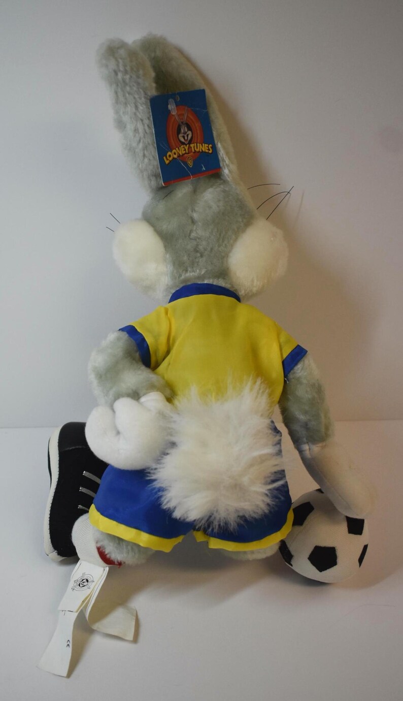 Bugs Bunny Soccer Player Looney Tunes 18” Stuffed Plush With Tag 1998 ...
