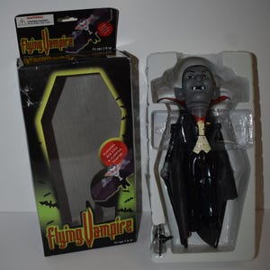 Halloween Flying Vampire With Flapping Wings and Light up Eyes by ...
