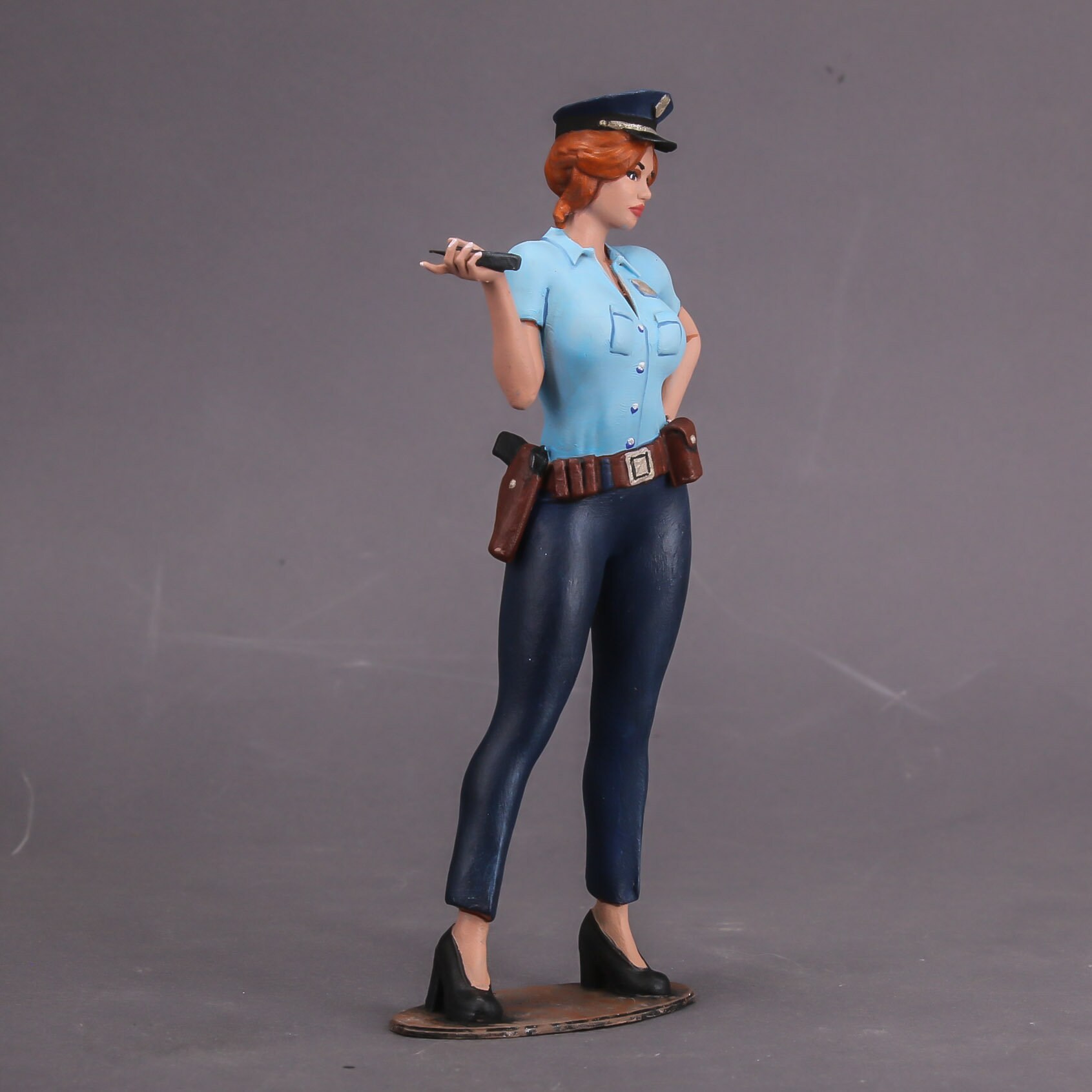 Scale Figure Handpainted / Unpainted Resin Redhead Girl Policewoman in ...