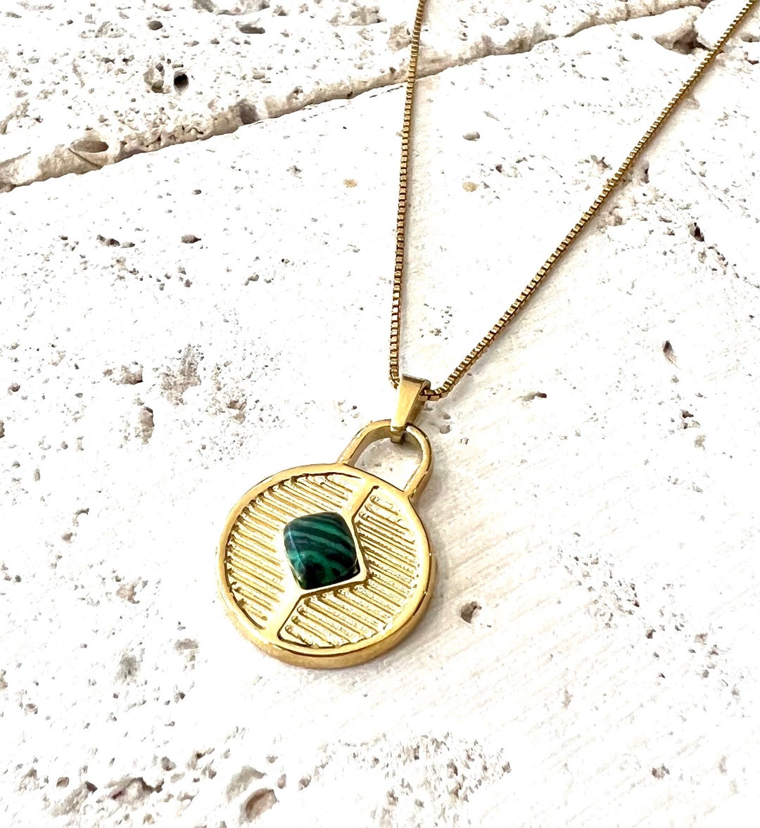 Emerald Green Circle Gold Necklace / 14K Gold Filled Box Chain / Green ...