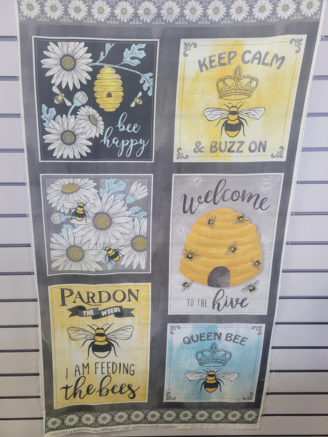 Queen Bee Quilt Panel - Etsy
