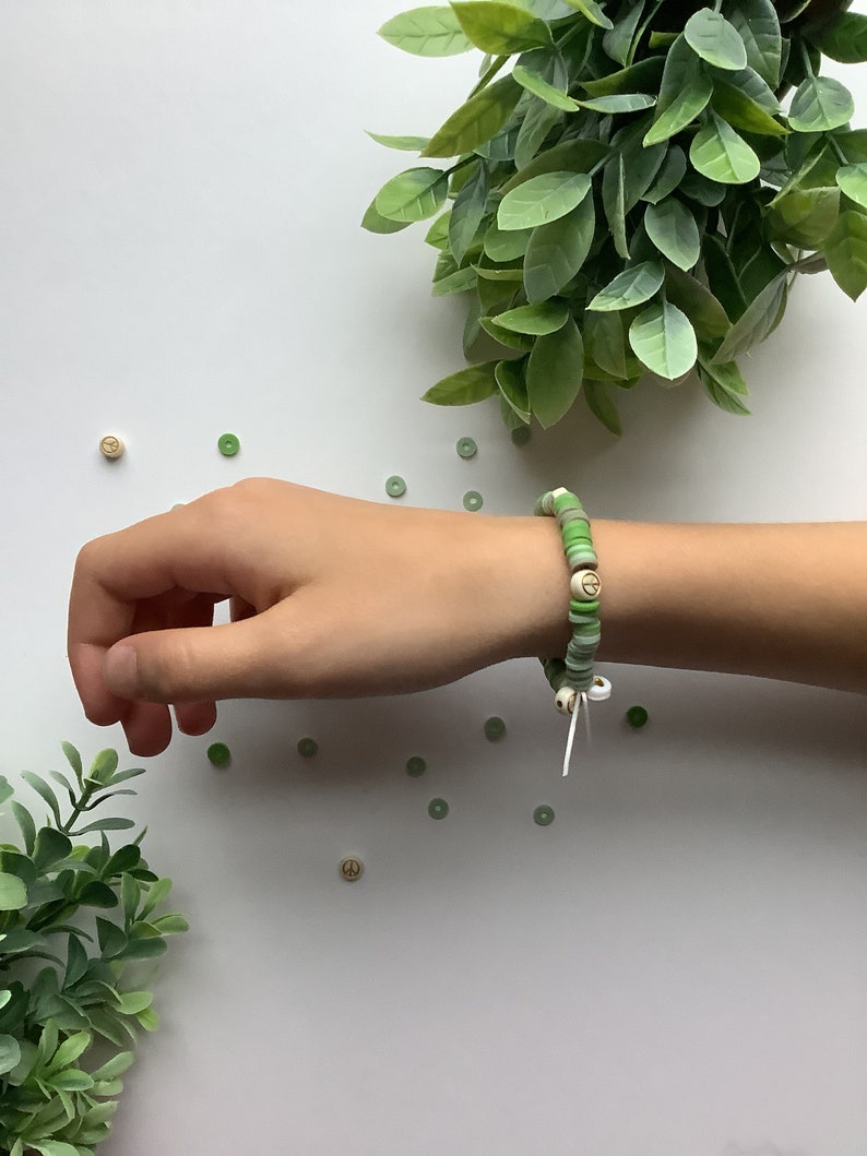 Pothos Peace Clay Bead Bracelet - Etsy