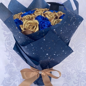Limited Edition Graduation Ramo Buchon, Gold Glitter Eternal Rose ...