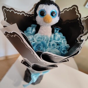 Penguin Ramo Buchon, Forever Mate Bouquet, Heart Eternal Rose Bouquet ...